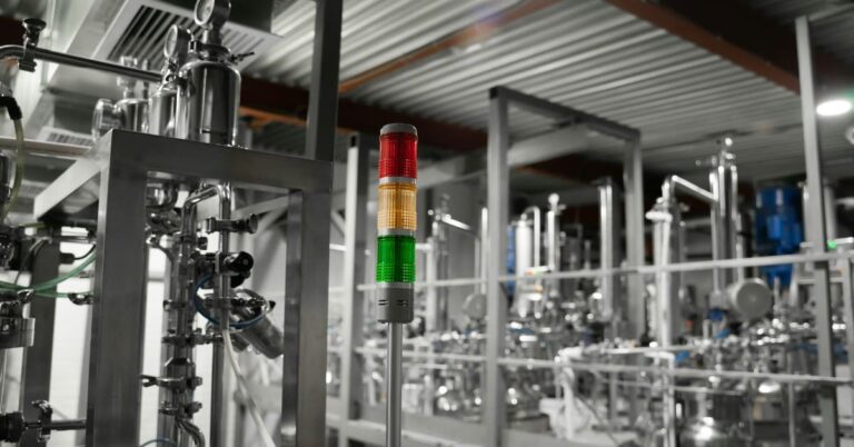 Ejemplos de Integración de Sistemas Andon en la Industria Mexicana